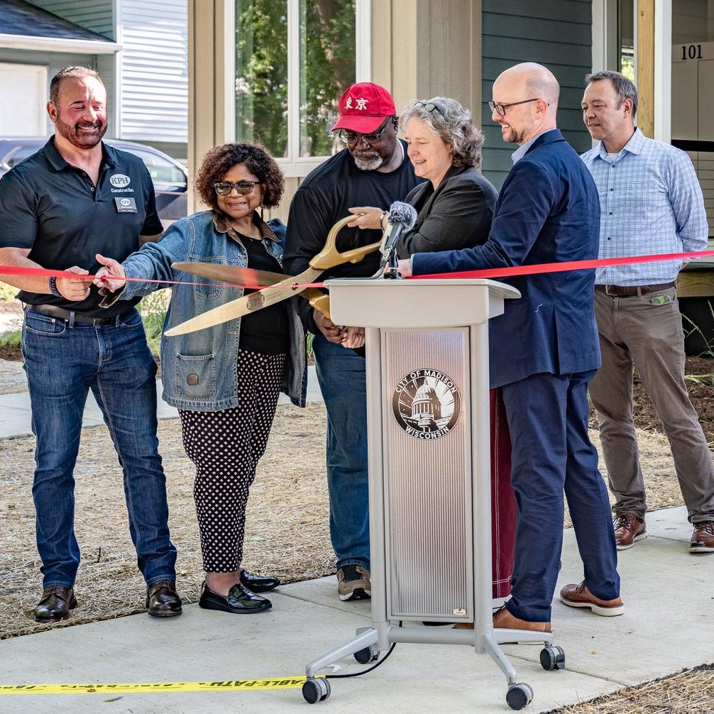 Statement from the Democratic Mayors Association on Federal Agent ...